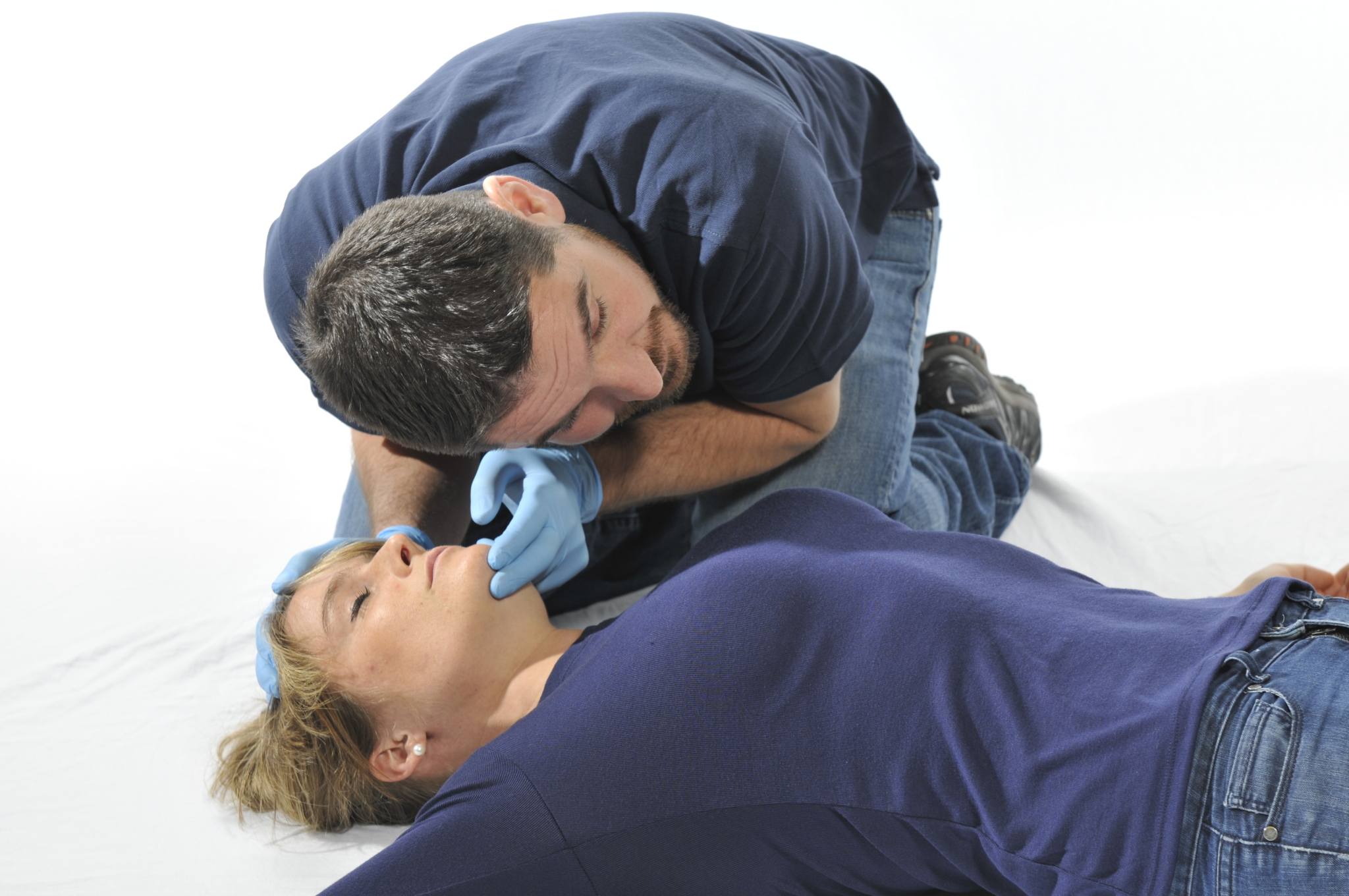 BLS Training in Vancouver: A Dive into Basic Life Support - Alert First Aid